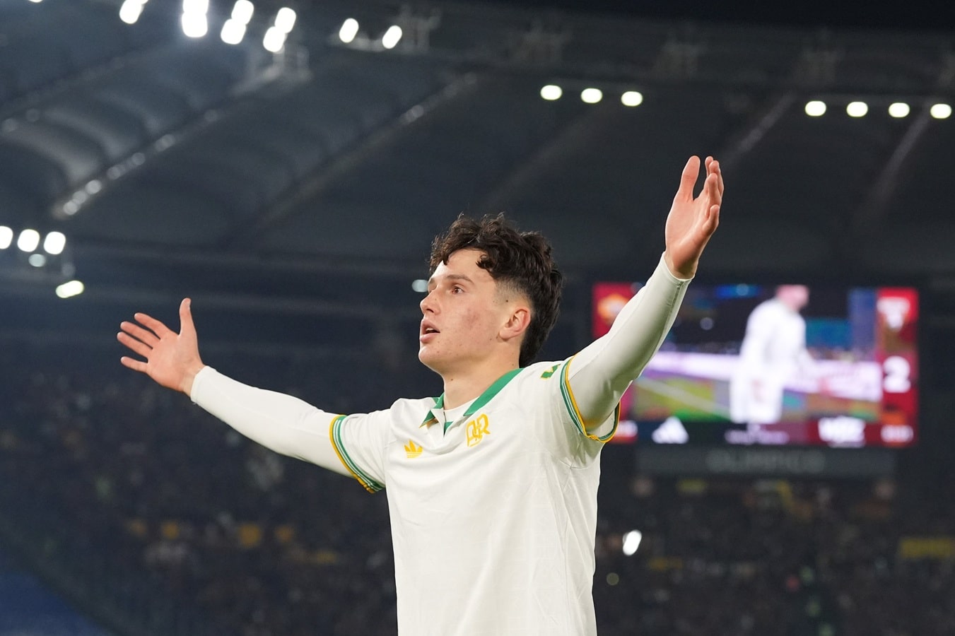 Milan striker Niclas Fullkrug breaks toe, set for month out injured