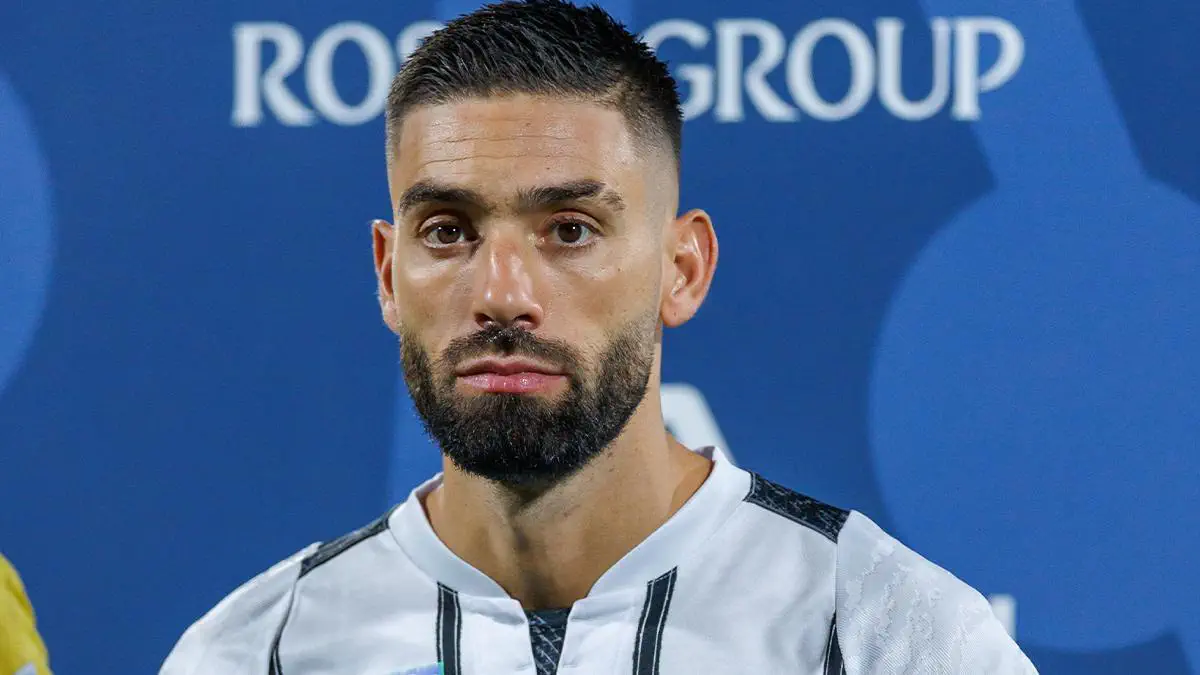 Roma in talks to sign Yannick Carrasco - but there's one huge issue
