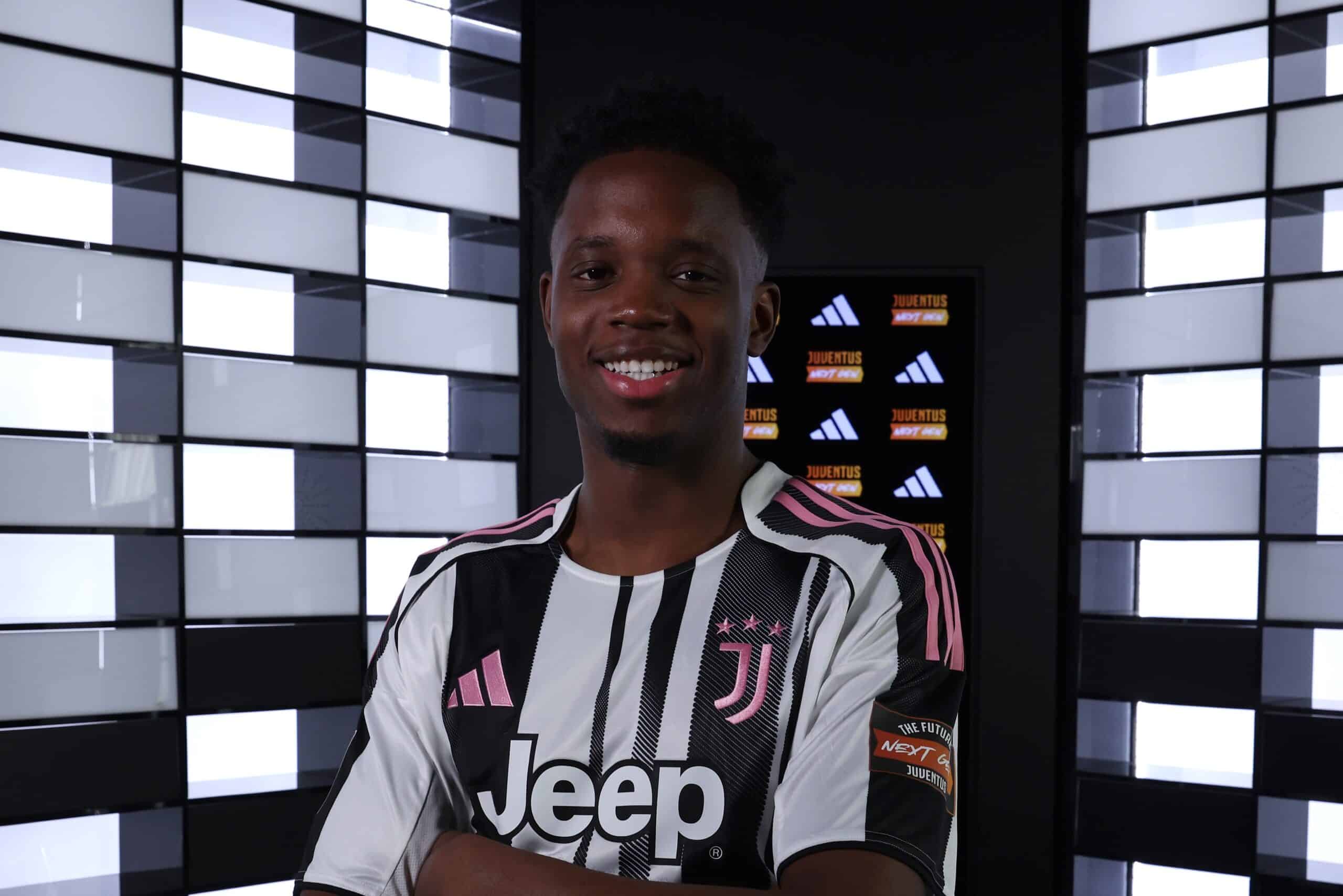 Justin Oboavwoduo: Juventus sign 'gifted' Man City midfielder